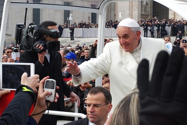 How to request the Pope's blessing?